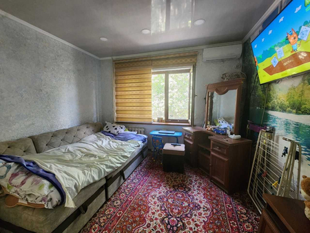 Продается квартиры 2/2/4 на Юнусабадском  районе Шахристан (J180)