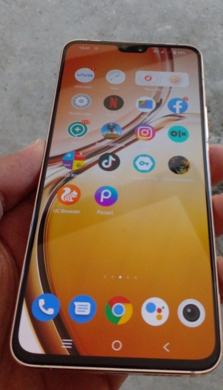 Vivov23 sotiladi