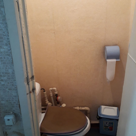 Продаю срочно квартиру  янгихайот спутник 2