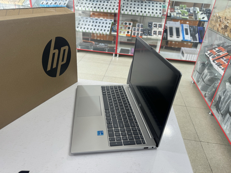 Hp core i3 13 avlod mutlaqo yangi ishlatilmagan