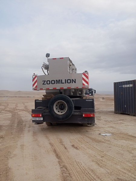 Авто кран сотилади ZOOMLION 55 тонна