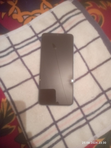 Telfon sotiladi srochni