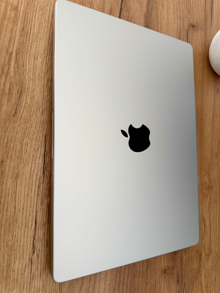 MacBook Pro M2 Pro (14 inch) 512 GB (как новый)