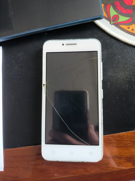Продам телефон LENOVO А330е
