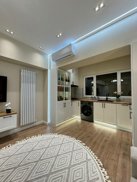 Ойбек 3 комн. Студия. 70м². Люкс.