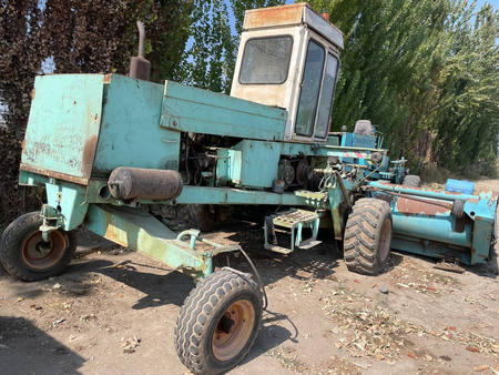 E 303 Kosilka Samaxodniy