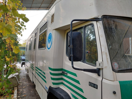 Обменяю дачу на колёсах на дачу в Бостанлыкском районе. Или продам