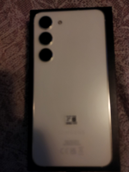 Samsung s23 ochilmagan hali