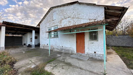Дала-ховли сотилади Срочна 6,4 сотих