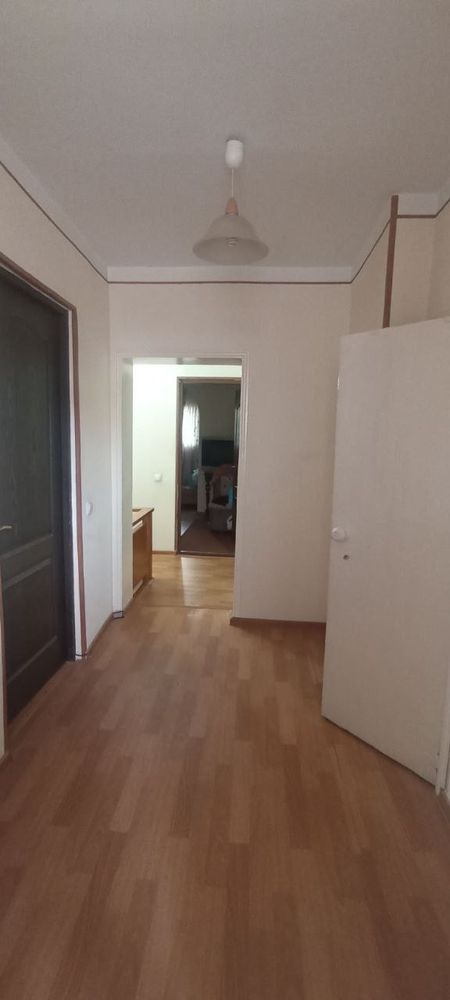 Бобур, 1 нотариальная, 2 уровня, Аэропорт, 4/4/9