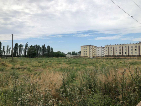 Продаётся земля в Уртачирчикском р-н 87сот под стро-во ЖК 7этажей (Э)