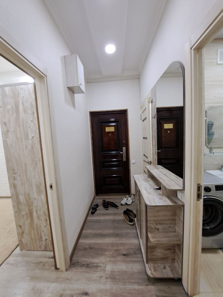 Аренда квартира 3в4/1/4 Орт:Торговый Центр/Евро Ремонт
