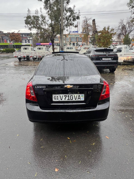 Chevrolet Jentra