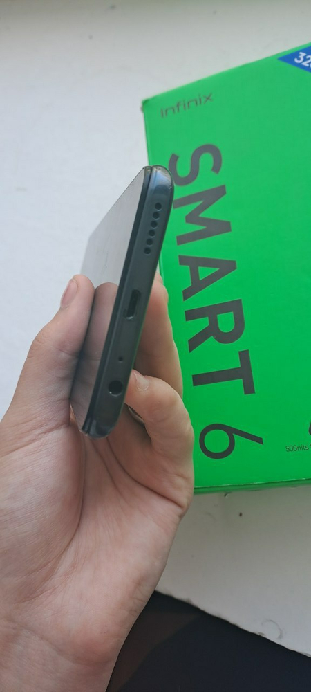 Infinix smart 6 telefoni sotiladi