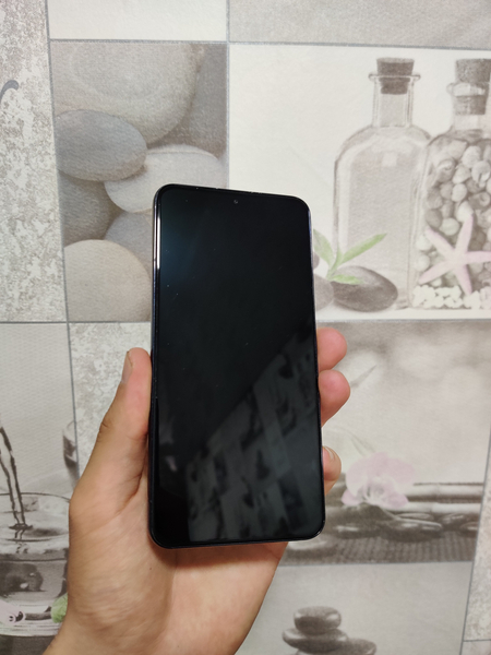 Samsung s22 8/256