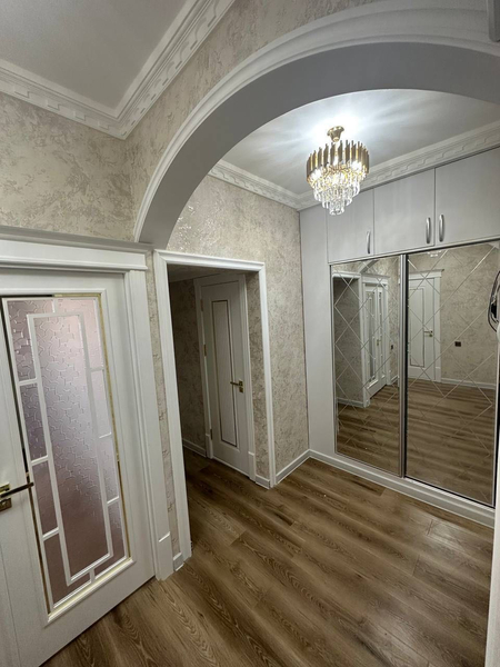 Паркентский Продается 3 комнатная квартира ремонт