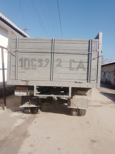 Yaz 53 bortli avtomabil