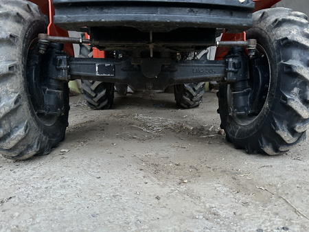 Chimgan 404 traktor