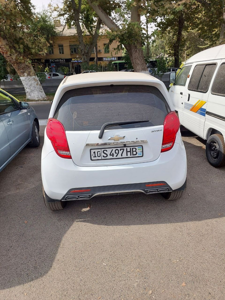 Spark 2-pozitsa sotiladi !