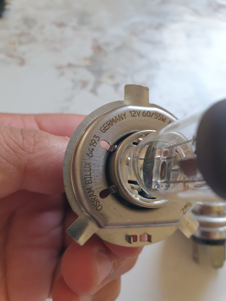 Osram bilux H4 lampochka