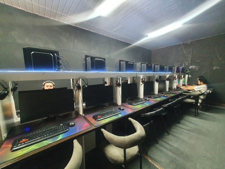 Game Club Sotiladi 20ta Kopmyuter