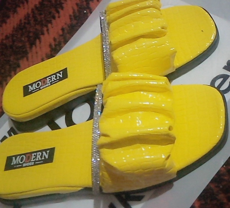 Modern shoesdan tapichkalar