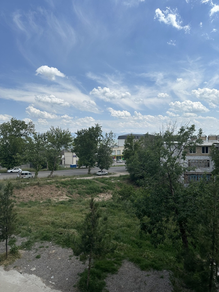 Продаю в Чирчике 2х комнатную квартиру с видом на горы