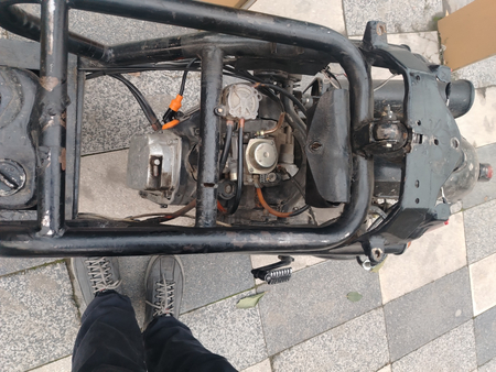 Benzinli mopet 200 kubali mator