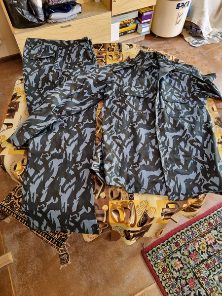 Продам одежда в месте