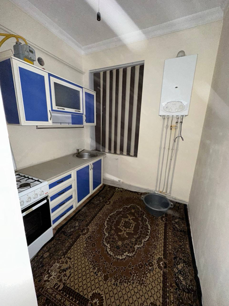 Продается 2 ком. Квартира на 1 этаже площадью 40 кв.м. Ор. 43 школа
