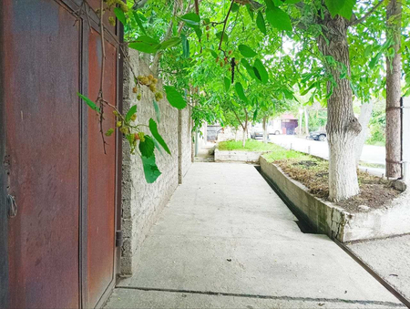 Продается участок 3,35 сотки в Мирзоулугбек  (м999)