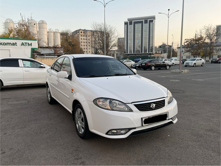Lacetti 1.6 Avtomat Gentra qilingan srochna sotiladi