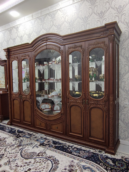 Mebel. Zal garnituri
