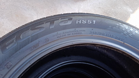 215 55 R17 Shina Kumho Ecsta