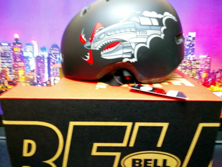 Шлем от BELL original