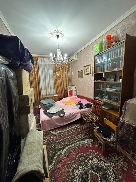 Продается квартира 4/4/5 Юнусабад 15 ТЦ Crystal