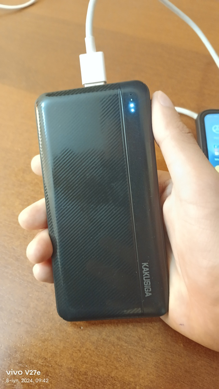 Powerbank 1000 A yangi
