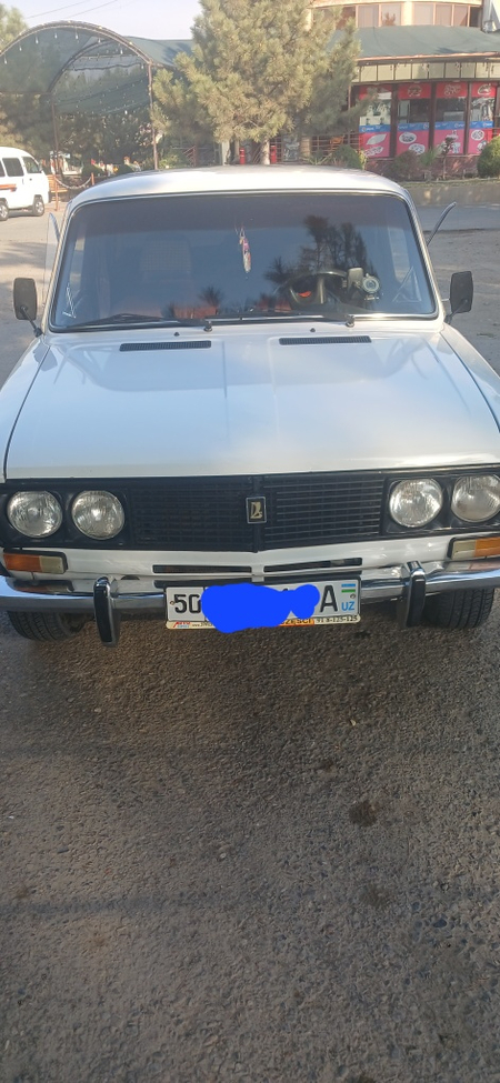 Жигули ваз 2103.