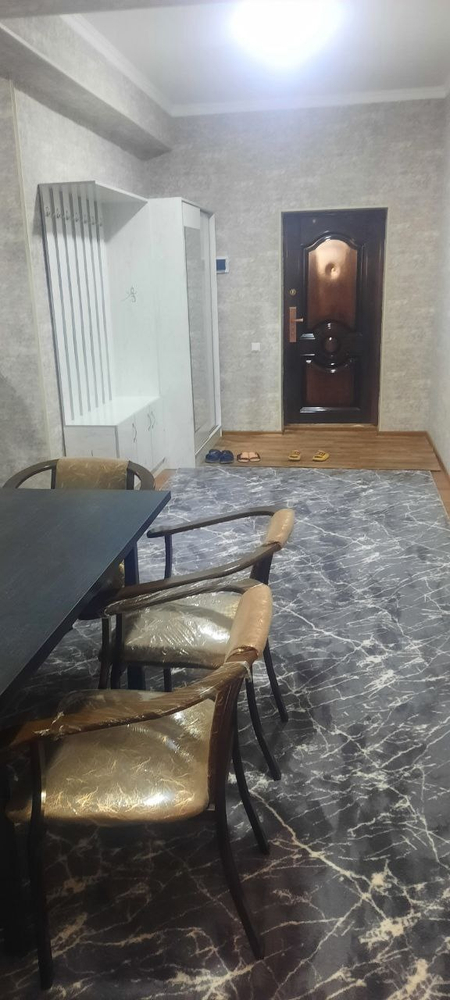 Экскаваторний томонда жойлашган 1 хонали квартира ижарага берилади