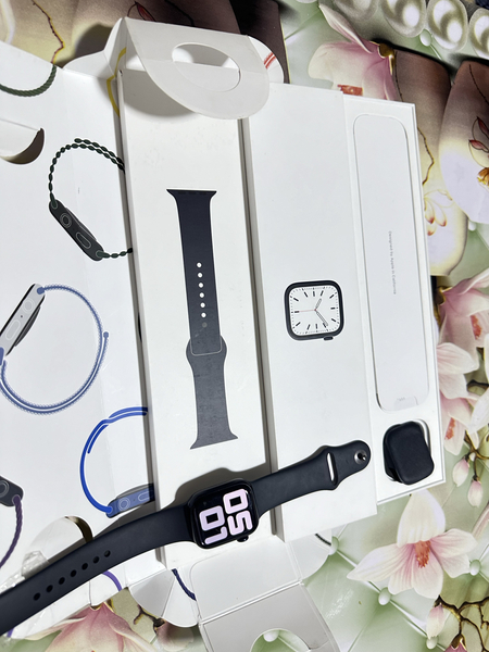 Apple watch/iwatch 7/41 97%