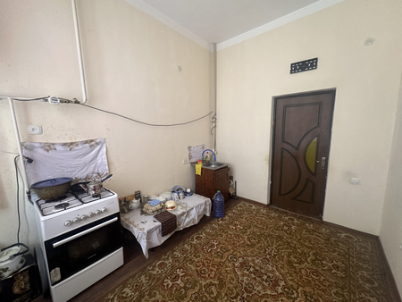 Qarshi shahar markazidan 1 xonali uy ijaraga beriladi.