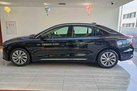 Hongqi EQM5 это Элегантность и мощь в каждом километре!!!