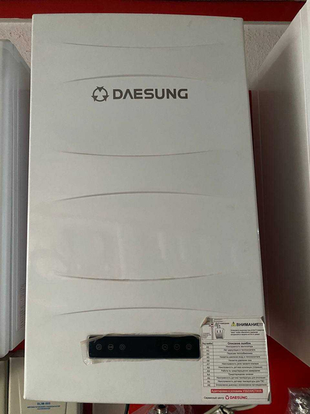 Двухконтурный настенный газовый котёл Daesung (Южная Корея) 5 лет.