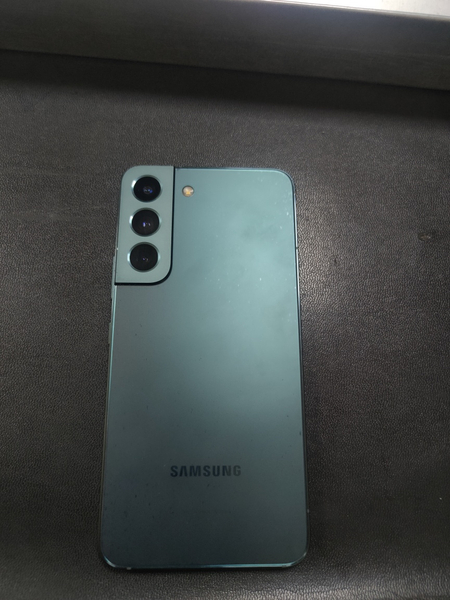 Samsung Galaxy S22. 8/128 GB