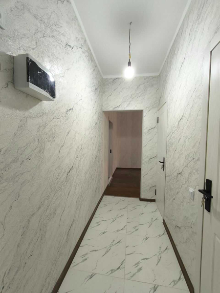 Продается новая квартира Чиланзар 11 квартал  Аль Хорезми 2/2/4 47м²
