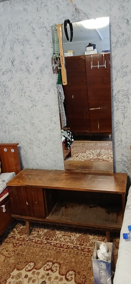 Зеркало     трюмо