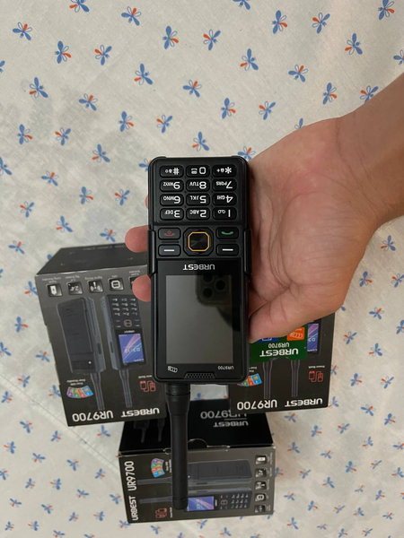 Новый телефон Urbest 9700