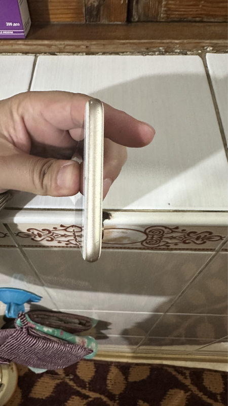Iphone 6 sotiladi 64