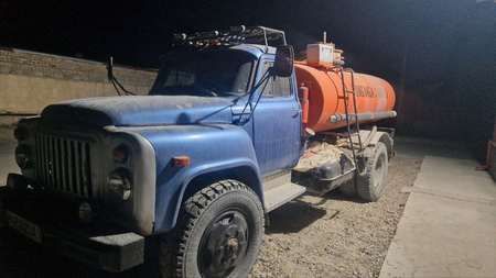 Benzavoz sotiladi gaz 53
