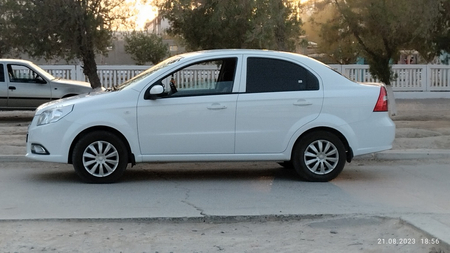 Neksiya 3 Chevrolet